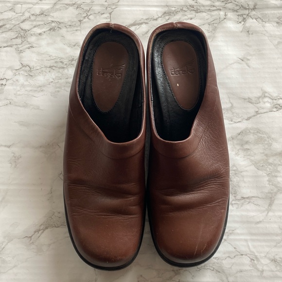 Dansko | Shoes | Dansko Brown Leather Mulesclogs Open Back Size 38 ...
